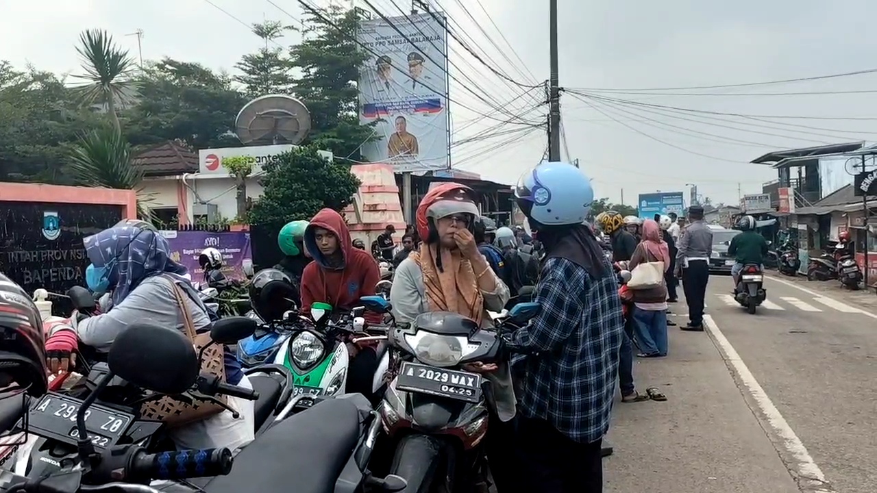 Cek Alur Pemutihan Pajak Kendaraan Bermotor Mulai Berlaku di Banten Hari Ini, Begini Suasana ...