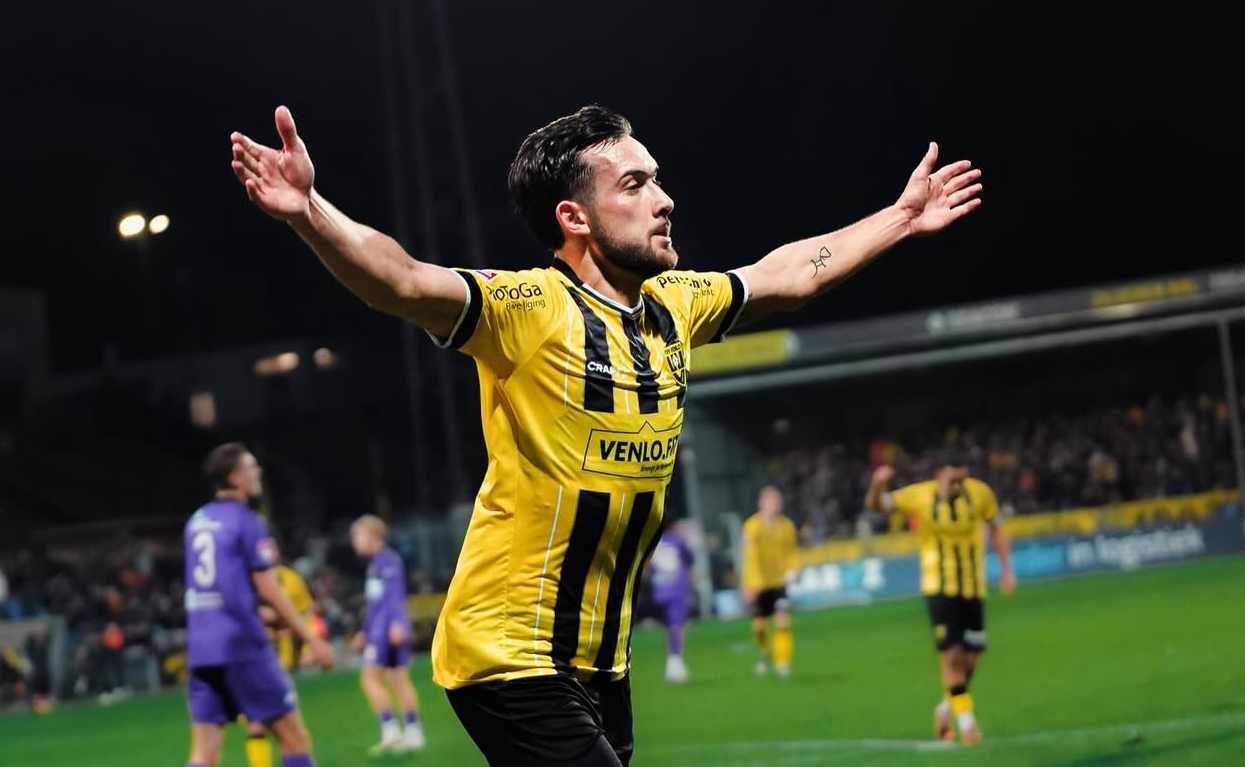 Striker Keturunan Indonesia Ngamuk! Dean Zandbergen Cetak Hattrick, Jay ...