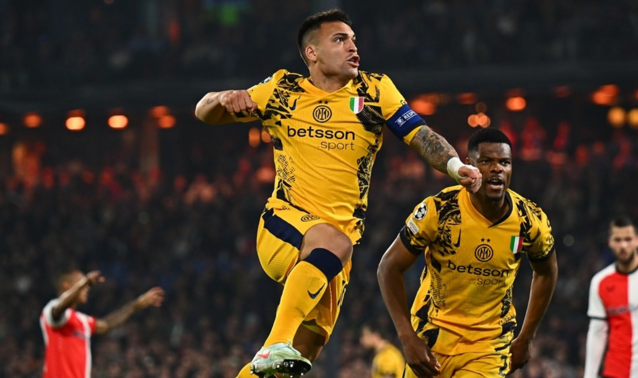 Feyenoord 0-2 Inter Milan: Thuram Membuat Perbedaan, Martinez Ukir Sejarah untuk Nerazzurri di ...