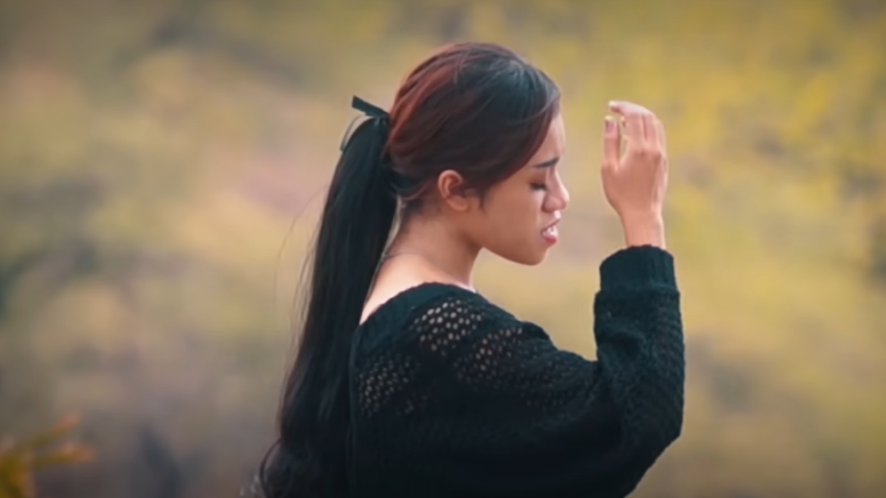 Lirik Lagu Luka Dalam - Manja Mooy yang Viral di TikTok