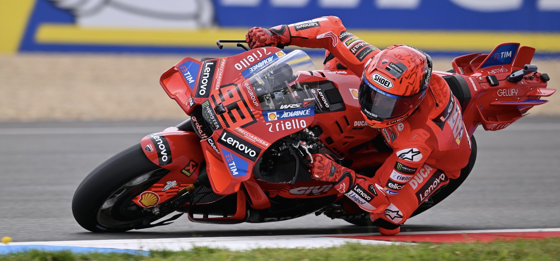 Hasil MotoGP Ceko 2025: Marc Marquez Menang Bezzecchi Podium 2, Pedro Acosta Ketiga