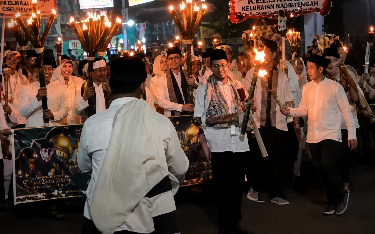 Viral Pawai Obor 1 Muharam di Purwakarta Berujung Petaka, Wajah Peserta ...