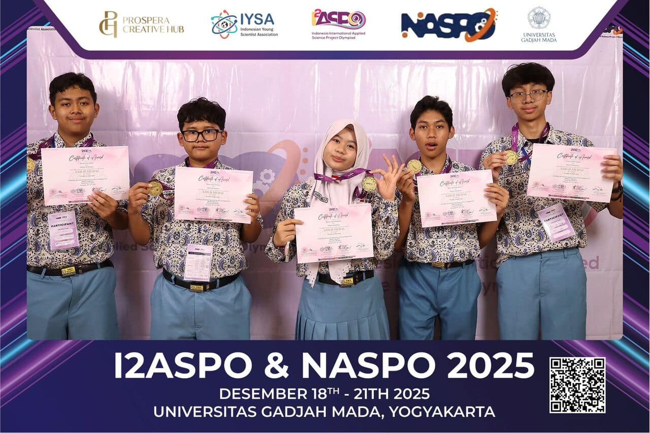 Tempat Sampah Pintar Edukatif, Inovasi Siswa SMAN 5 Surabaya yang Raih ...