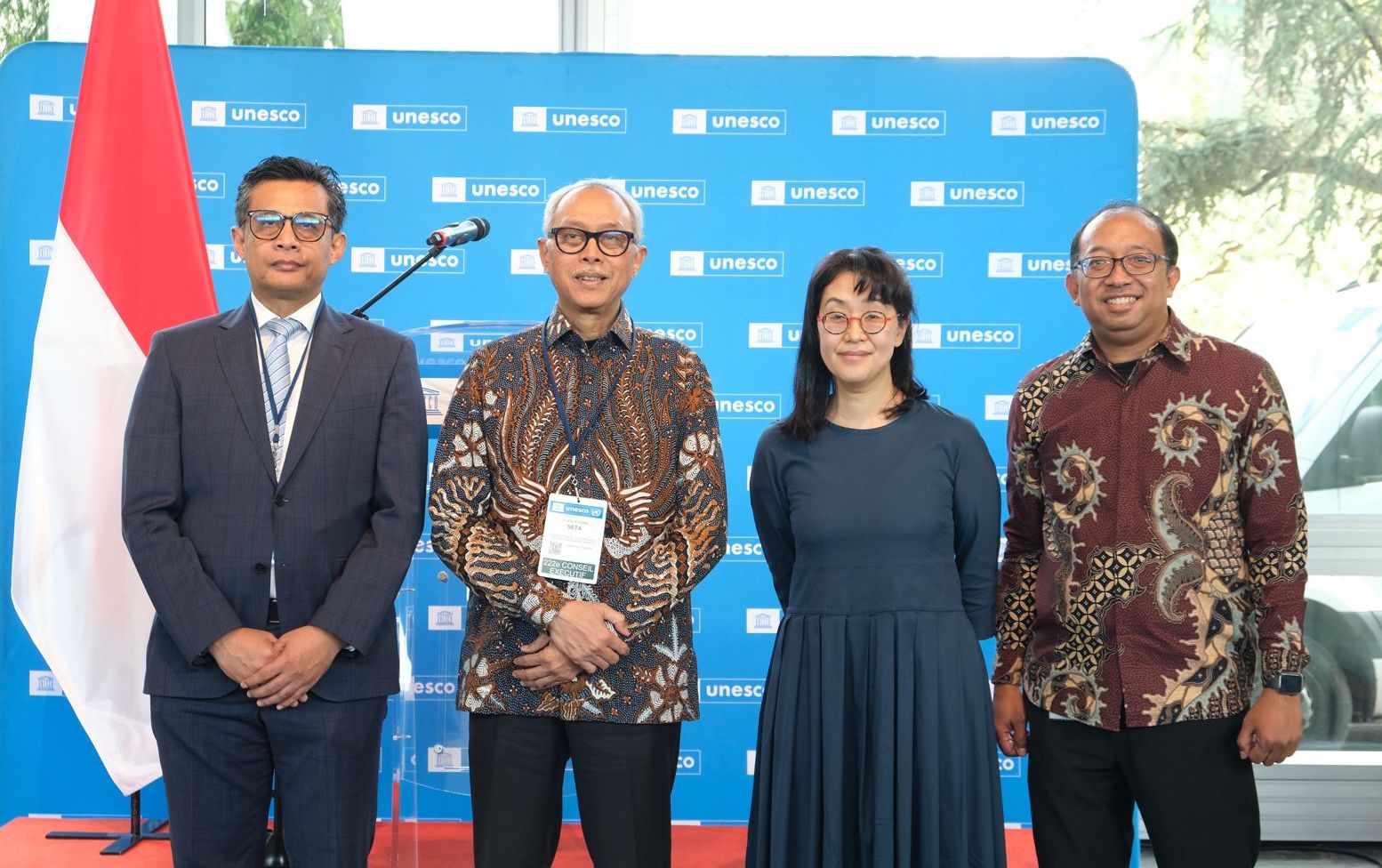 Premier du Indonesian Extravaganza di Markas Besar UNESCO Paris ...