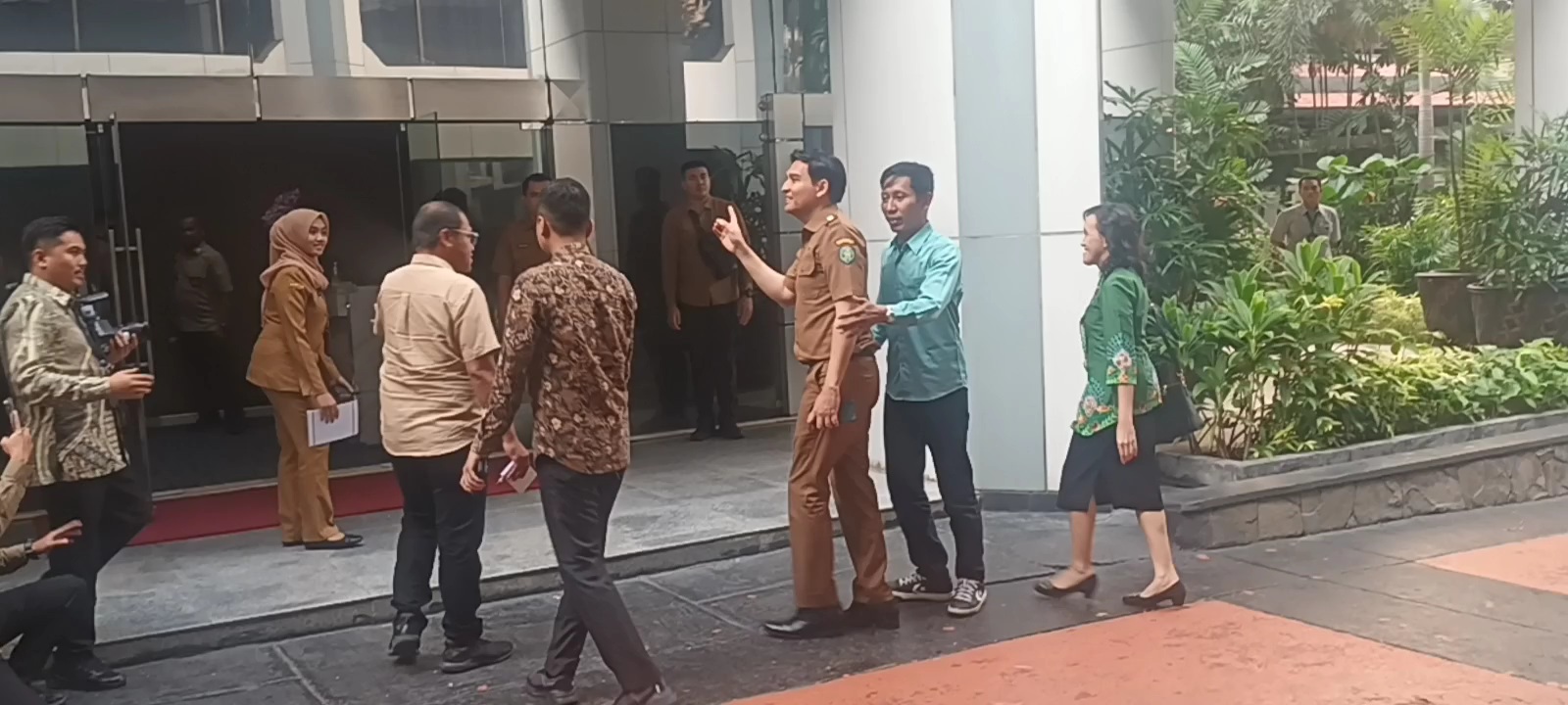 Lucky Hakim Penuhi Panggilan Kemendagri Terkait Liburan ke Jepang Tanpa Izin Resmi