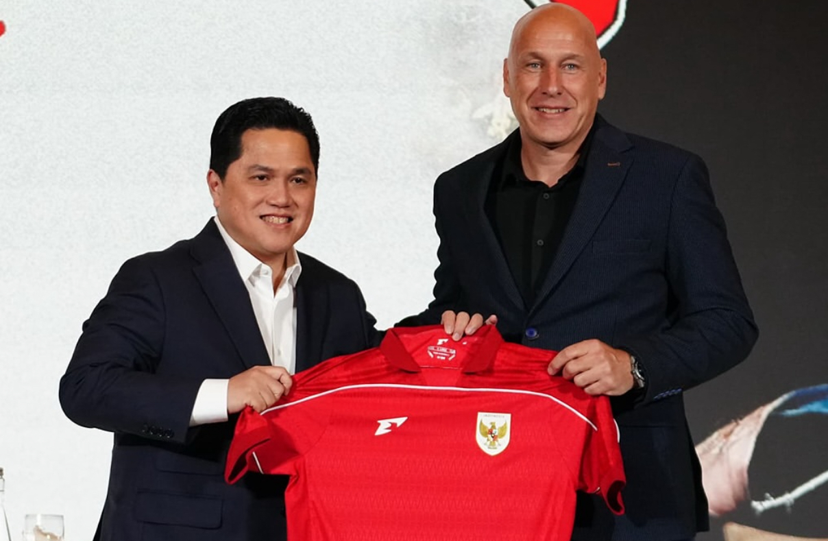 Alexander Zwiers Jadi Pelatih Sementara Timnas Indonesia di FIFA ...