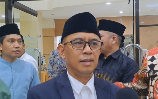 Kemenhaj Pastikan Kartu Nusuk Dibagikan ke Jemaah di Asrama Haji ...