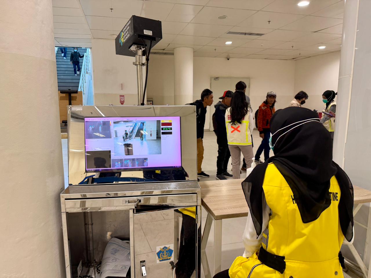 NTB Aktifkan Thermal Scanner Cegah Virus Nipah, Penumpang Tiba di ...