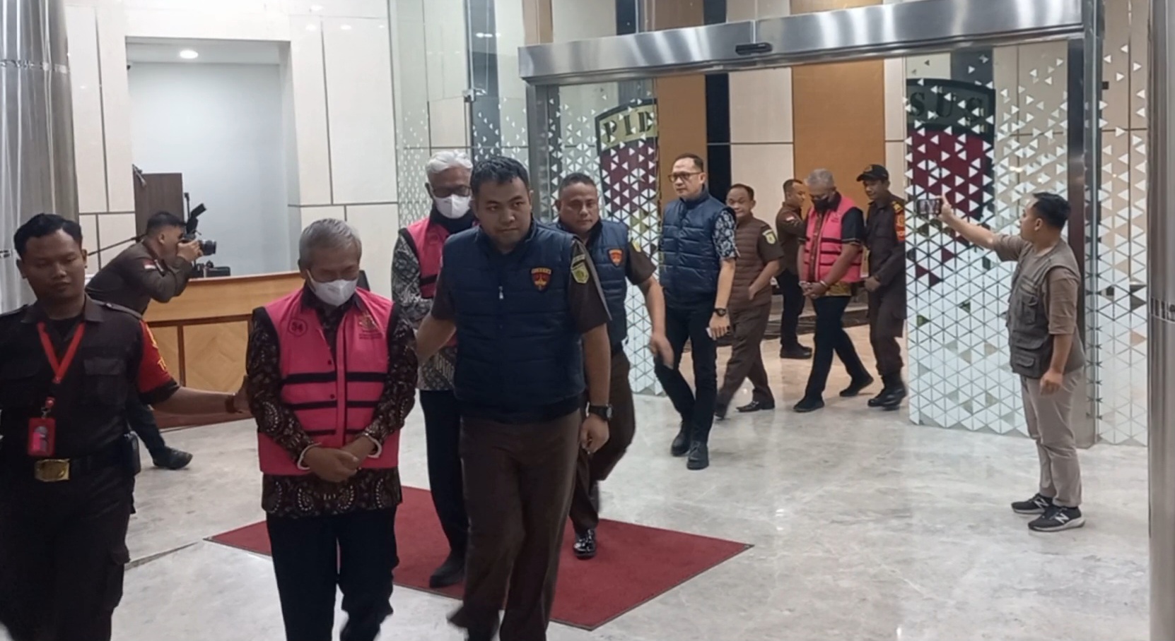 Kejagung Tetapkan 8 Tersangka Baru dalam Kasus Korupsi Sritex