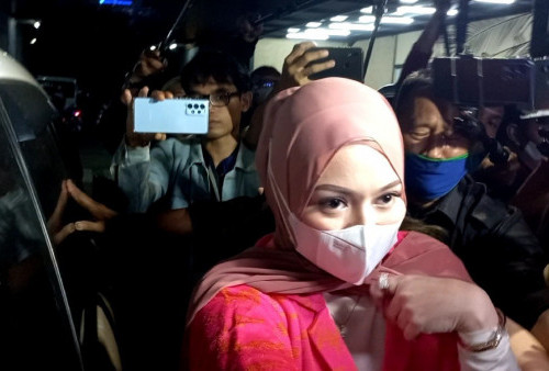 Video Bang Jago yang Viral Karena Turun dari Pajero lalu Menampar Sopir ... Video Bang Jago yang Viral Karena Turun dari Pajero lalu Menampar Sopir ...